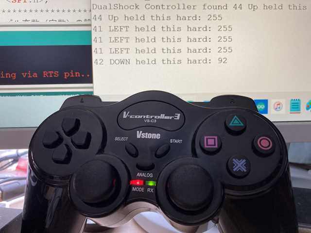 Taka袋 ESP マイコン （ PS3・PS4 ）コントローラは 使える？